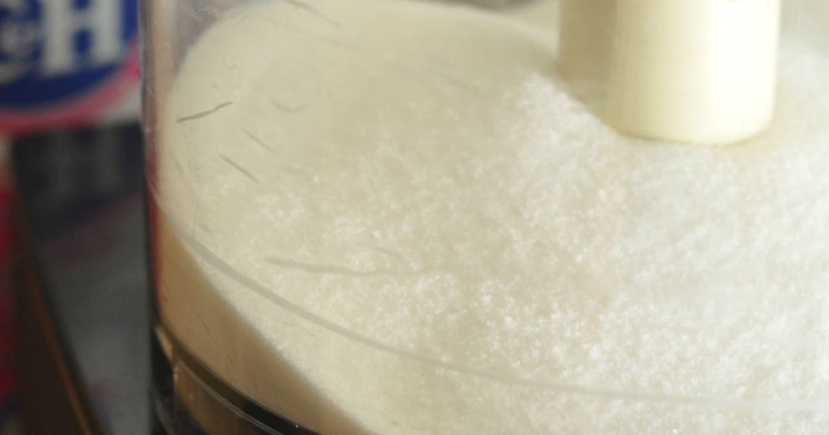 DIY Powdered Sugar (Genius Baking Tip) | Hip2Save