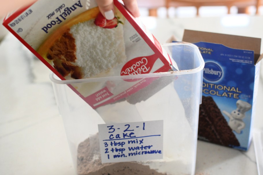 Easy 321 Mug Cake Recipe (Microwave For Just 1 Minute!)