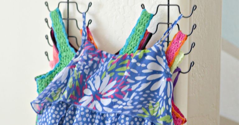 4 Easy Ways to Organize Tank Tops