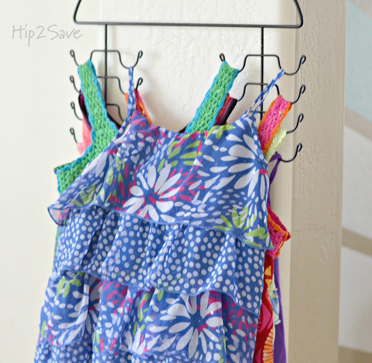 4 Easy Ways to Organize Tank Tops • Hip2Save