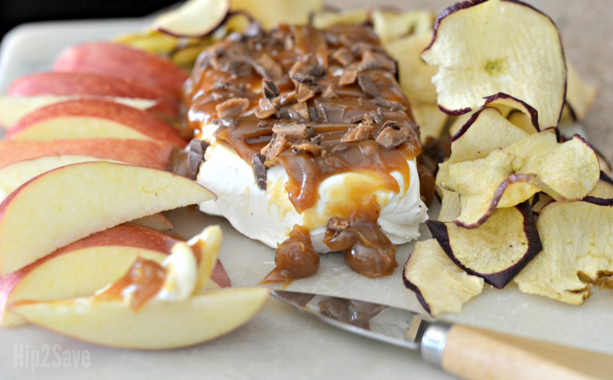 Cream Cheese Caramel Apple Spread (Easy Fall Appetizer Recipe)