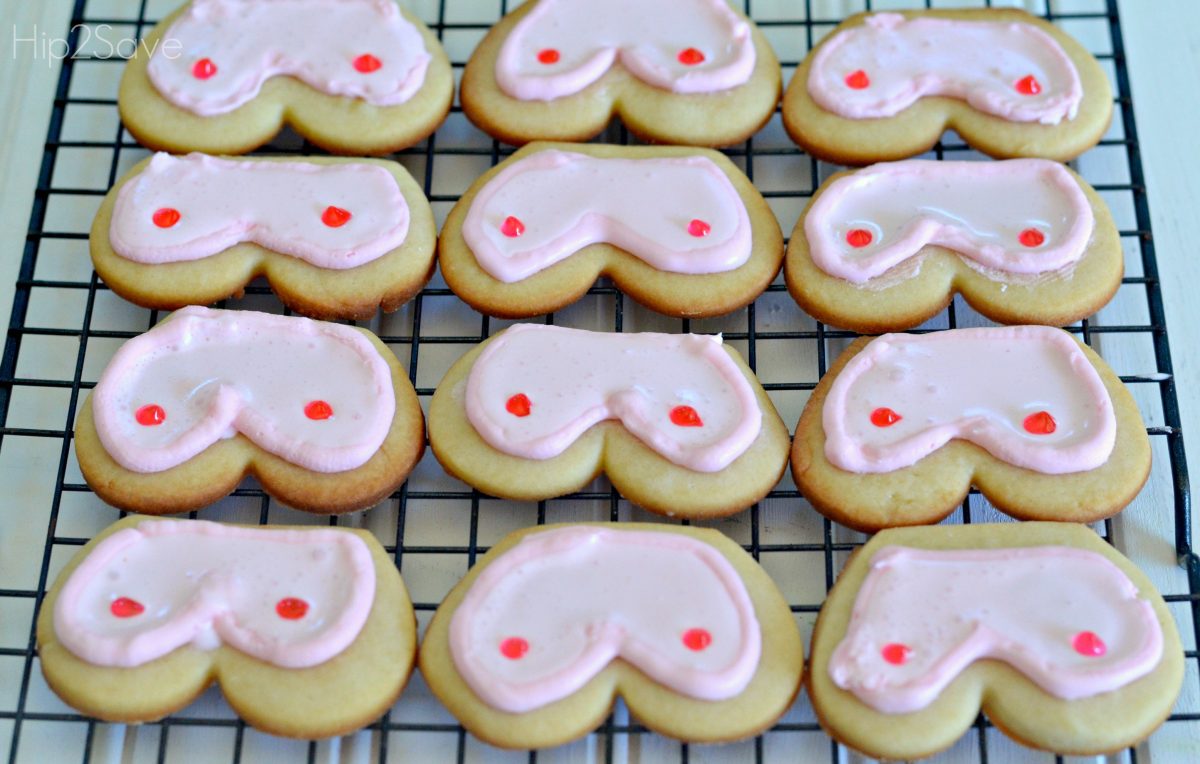 Breast Cancer Awareness Cookies • Hip2Save