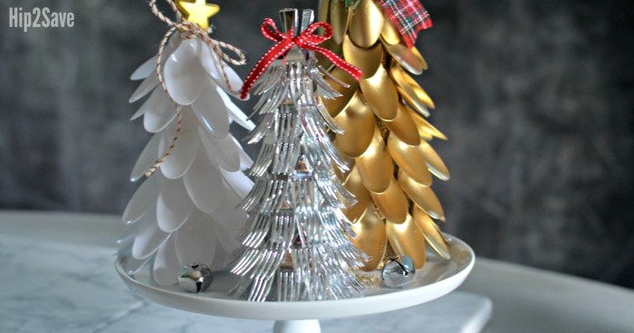 Plastic Spoon & Fork Christmas Trees (Easy Dollar Store Christmas ...