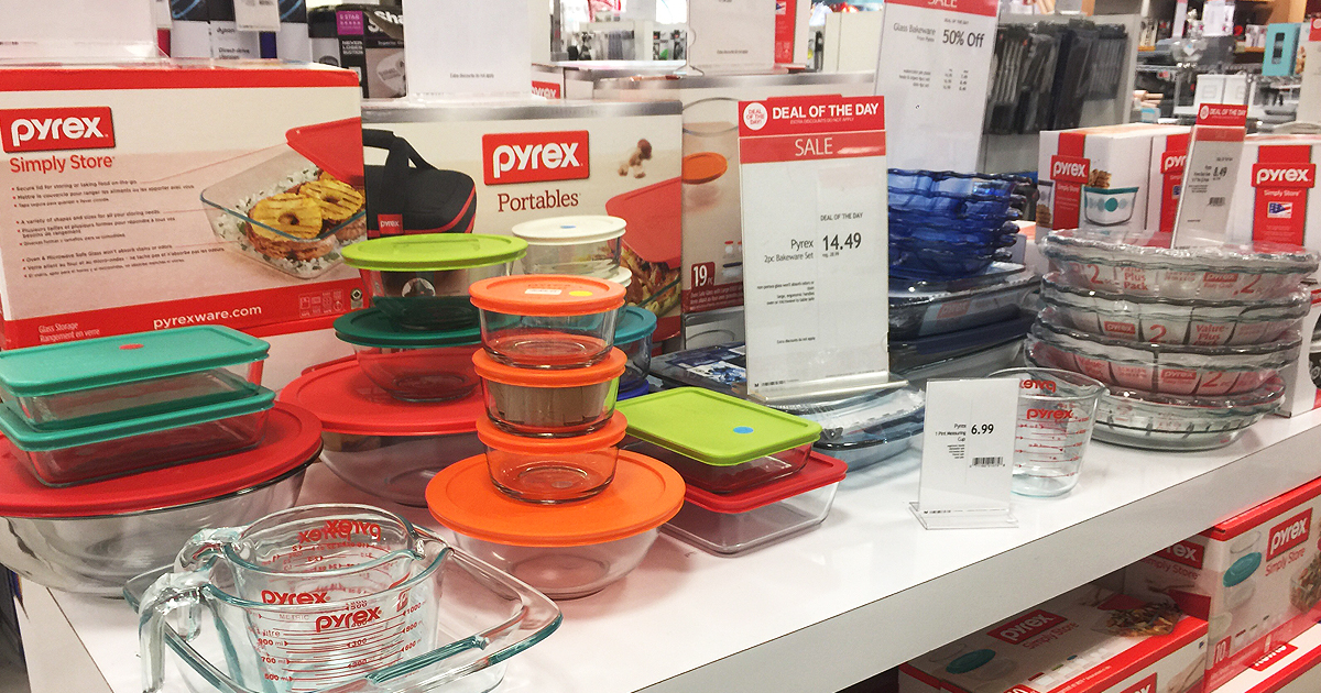 Macy's.com: 50% Off Pyrex Kitchen Items