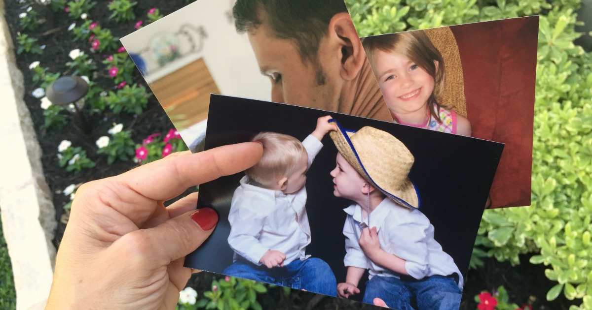Where To Get Cheap or FREE Photo Prints in 2024