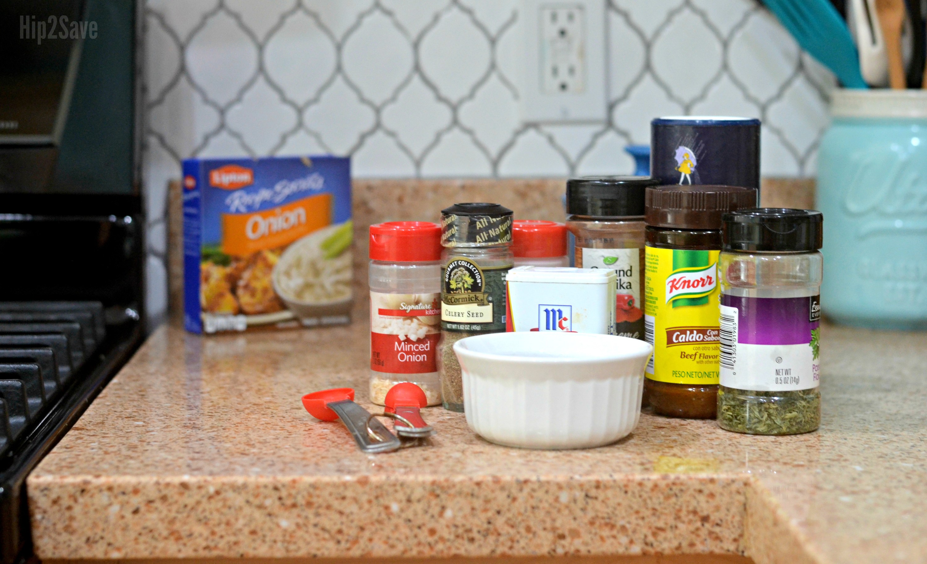 FIVE Favorite Homemade Seasonings & Cooking Mixes | Hip2Save