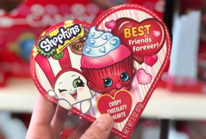 Adorable Valentine's Day Decor, Cards & Gifts ONLY $1 Each at Dollar Tree