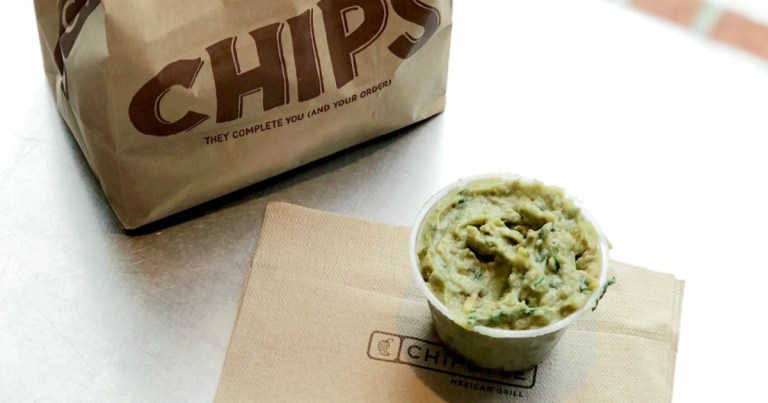 10 Tried & True Tips to Save the Most Money at Chipotle