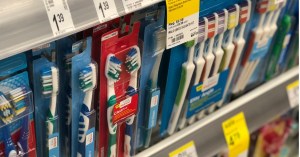 TWO Walgreens Toothbrushes ONLY 8¢ After Rewards