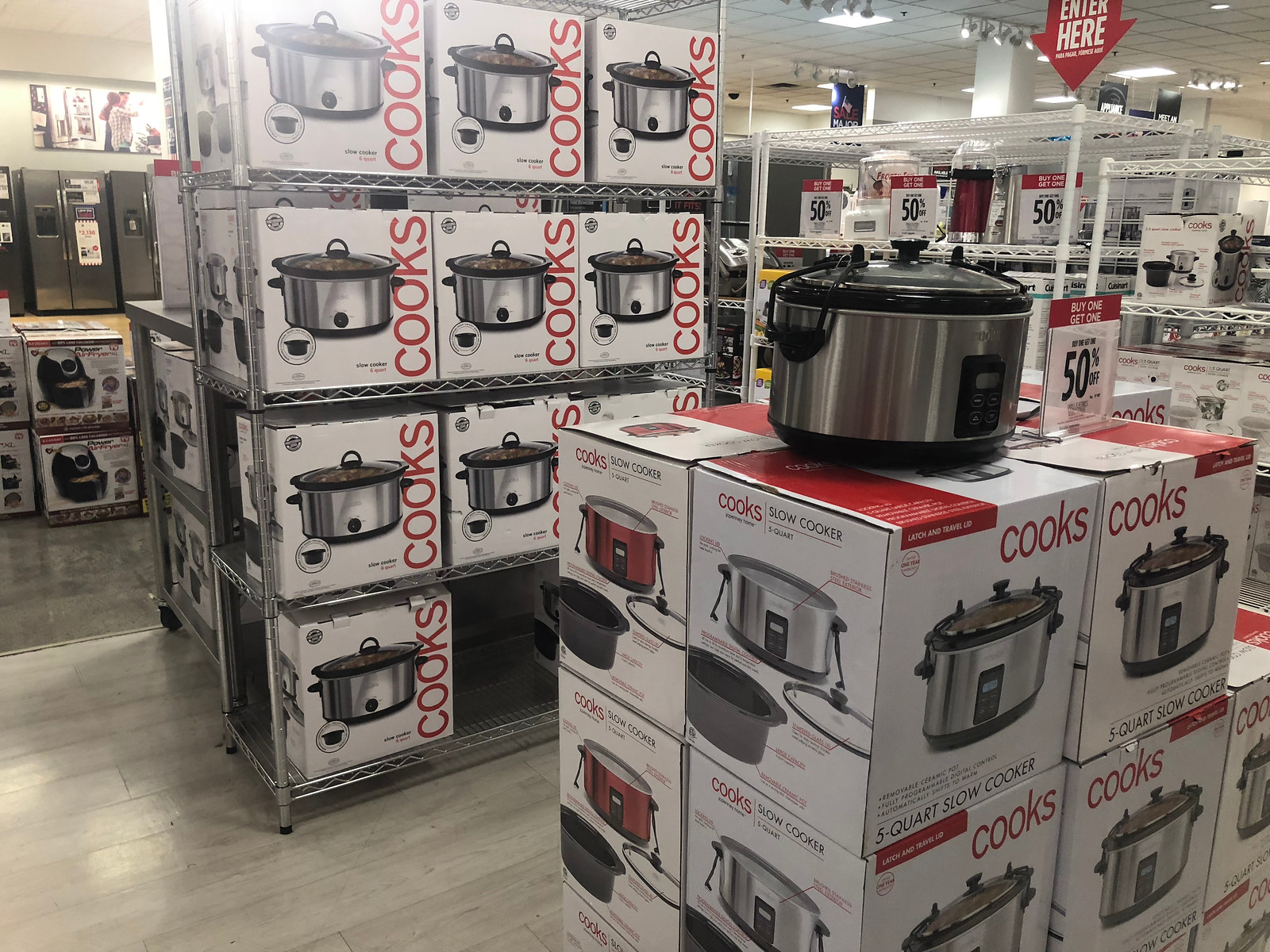 Cooks 8-Quart Slow Cooker Only $25.49 at JCPenney.com (Regularly $100 ...