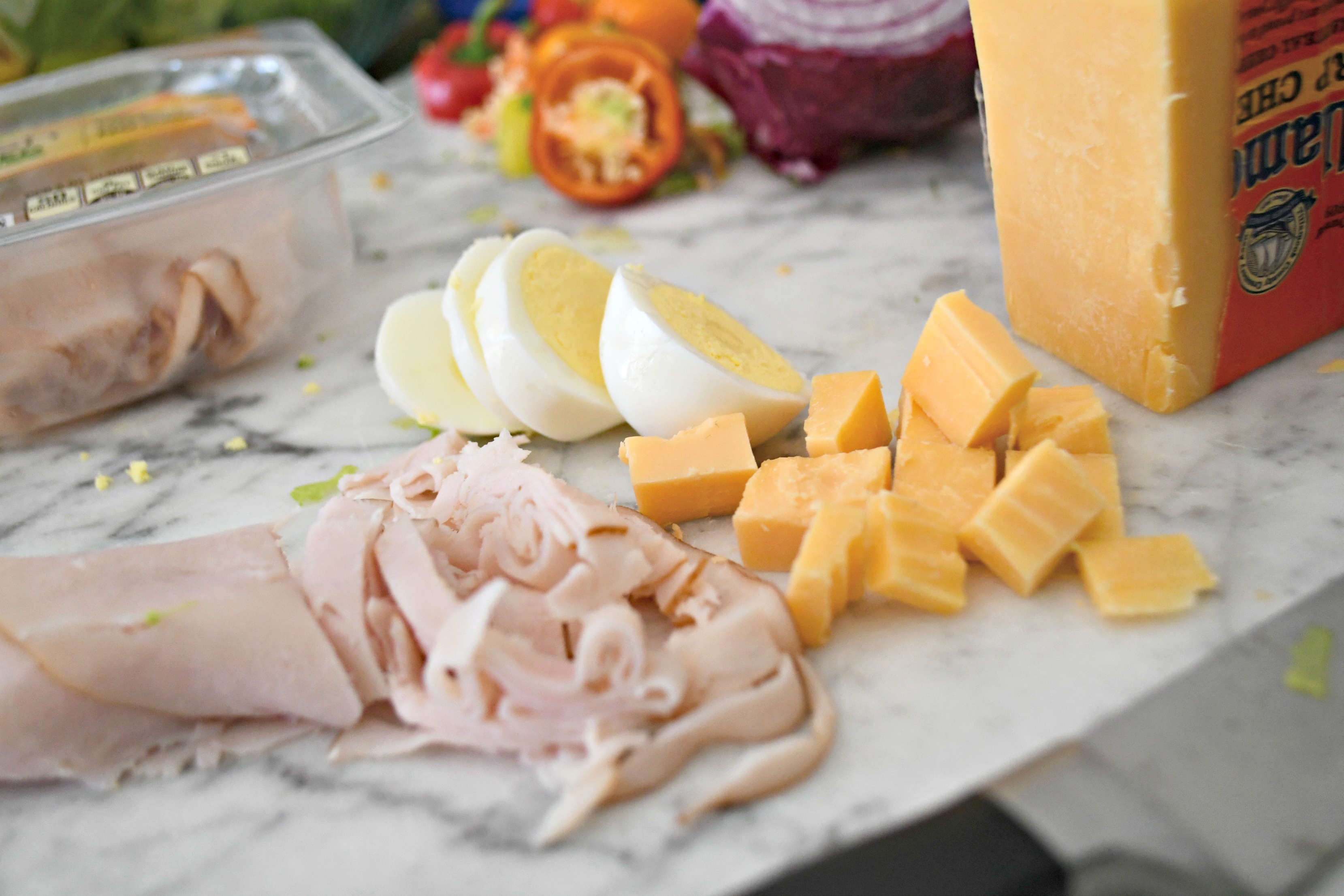 How to Prep a Weekly Sunday Salad | Our Best Meal Prep Tips