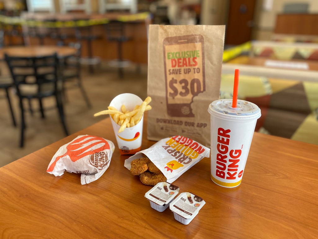 10 Fast Food Spots Where You Can Score a Meal for $5 or Less! | Hip2Save