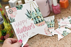 Free Mother's Day Printables + DIY Jar Gift Ideas for Mom