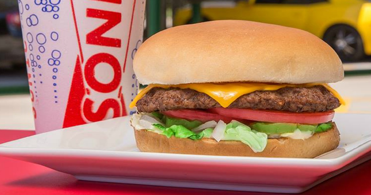 11 Fast Food Spots Where You Can Score a Meal for $5 or Less! | Hip2Save
