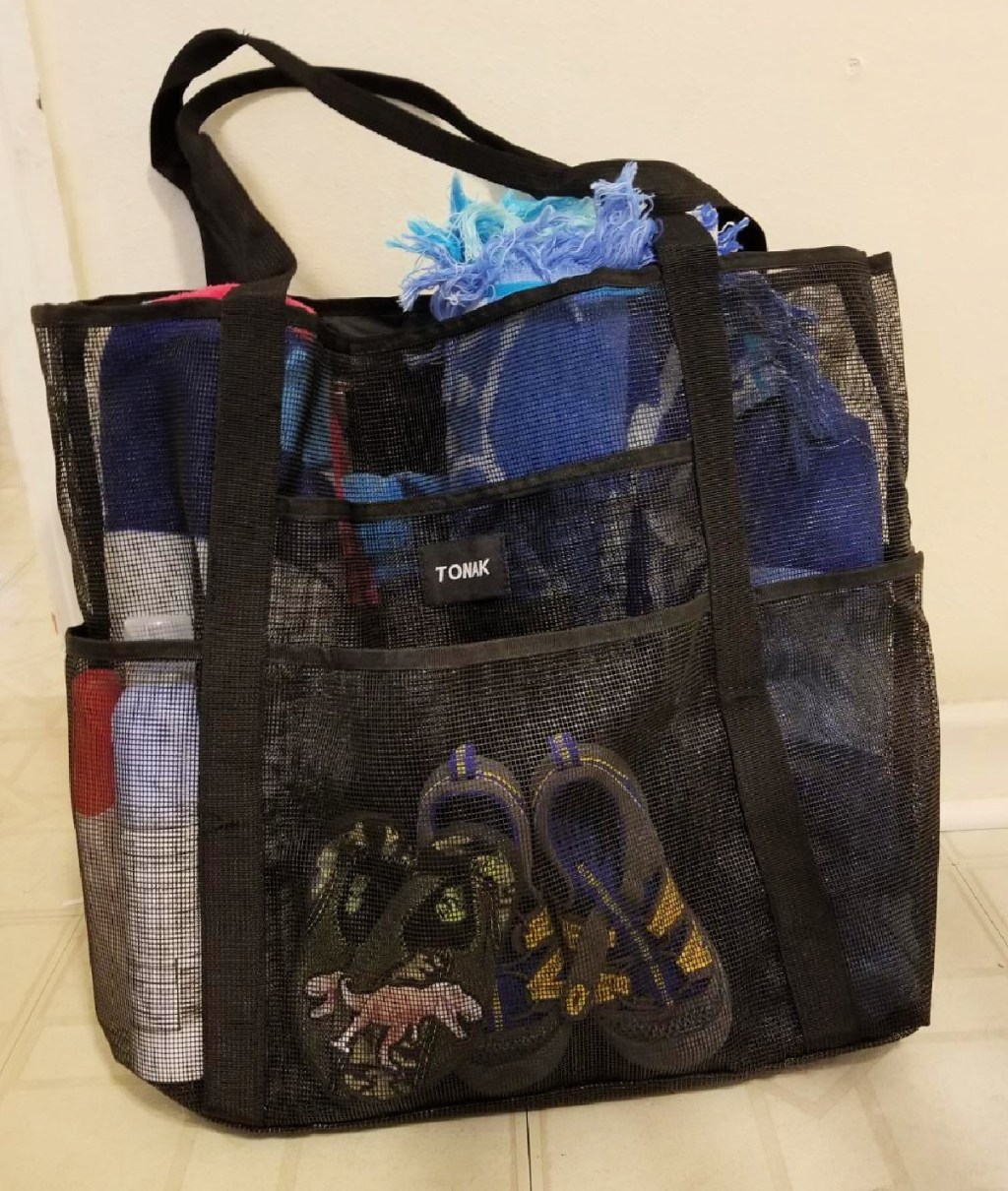 Clever Beach Hacks for Your Next Summer Beach Trip | Hip2Save