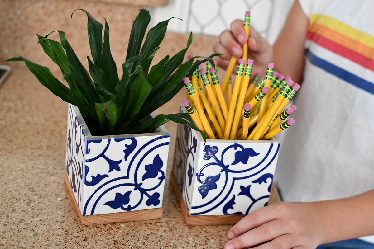 Leftover Tile DIY: Teacher Planter or Pencil Holder | Hip2Save