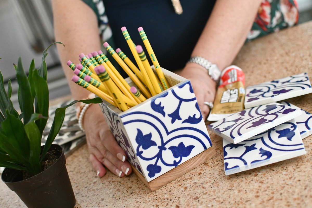 Simple DIY Planter Box or Pencil Holder Using Leftover Tiles | Hip2Save