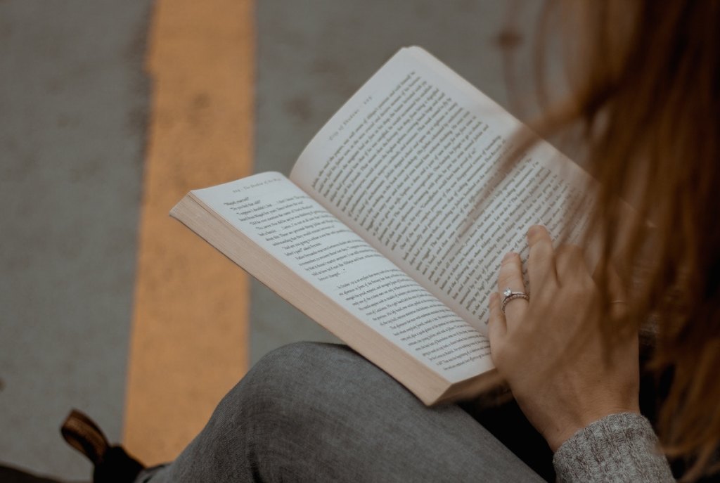 Free College Textbooks DO Exist! Here's Where To Find Them