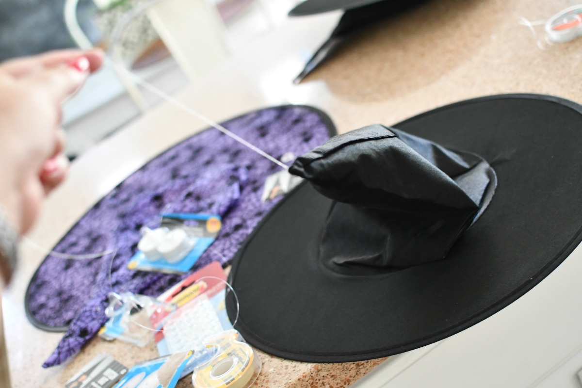 Hocus Pocus Halloween DIY | Floating Witch Hats Craft