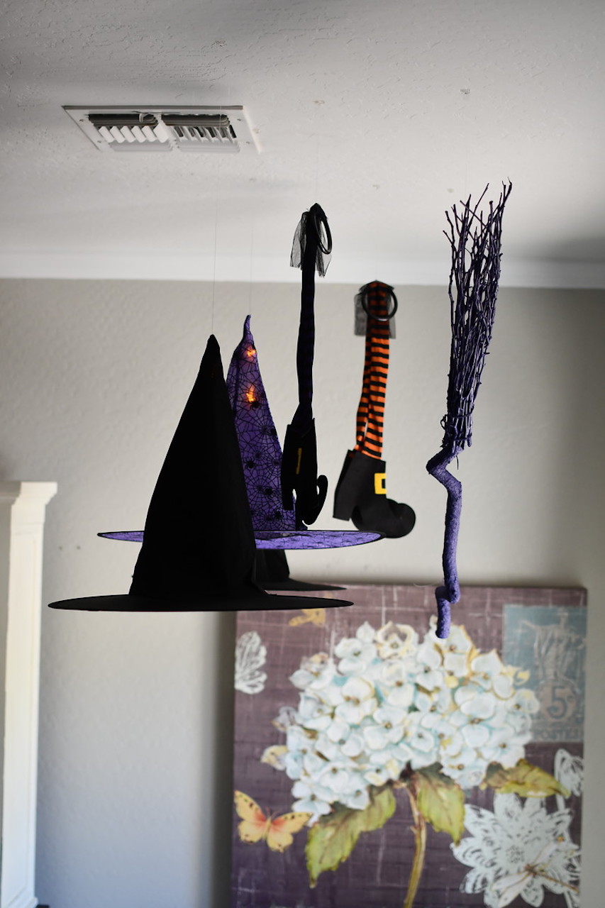 Hocus Pocus Halloween DIY | Floating Witch Hats Craft
