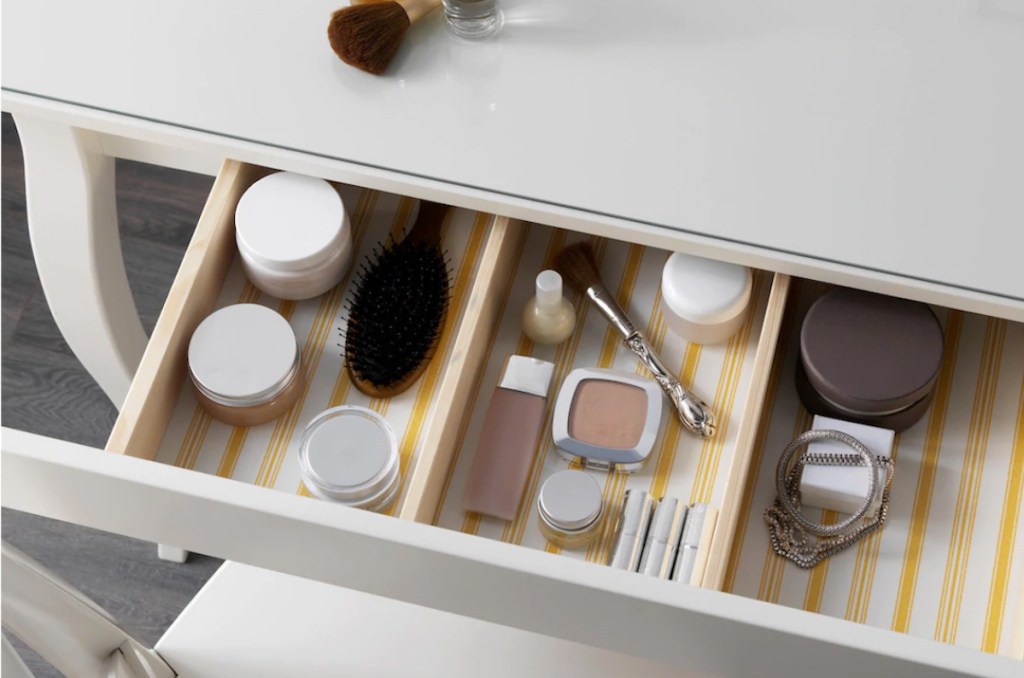 The 5 Best IKEA Makeup Vanity Tables | Official Hip2Save