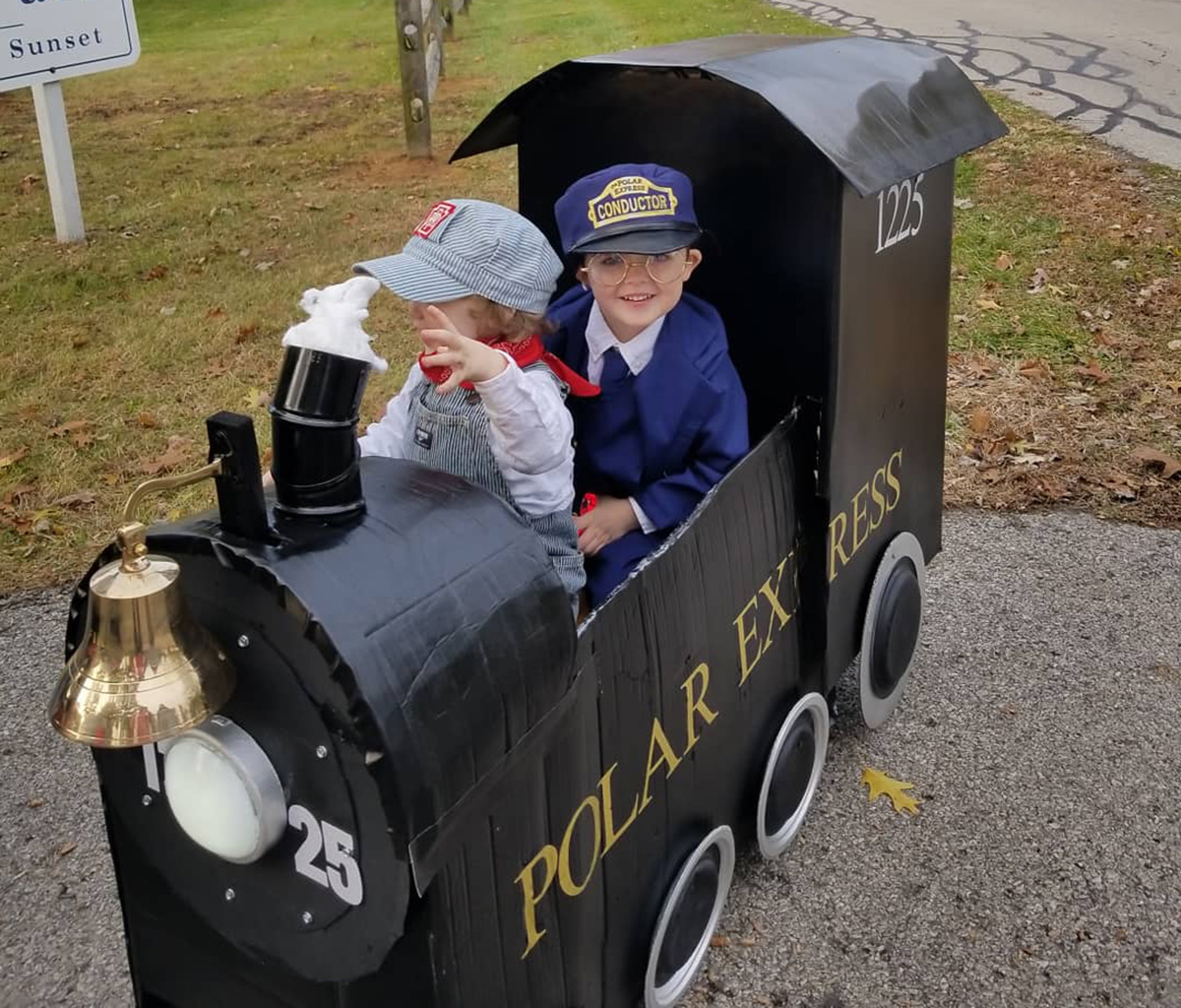 Fun Halloween Train Wagon Idea for Polar Express Costume