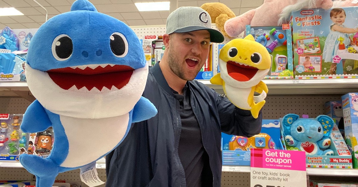 Pinkfong Baby Shark Puppet Toy Review | Official Hip2Save