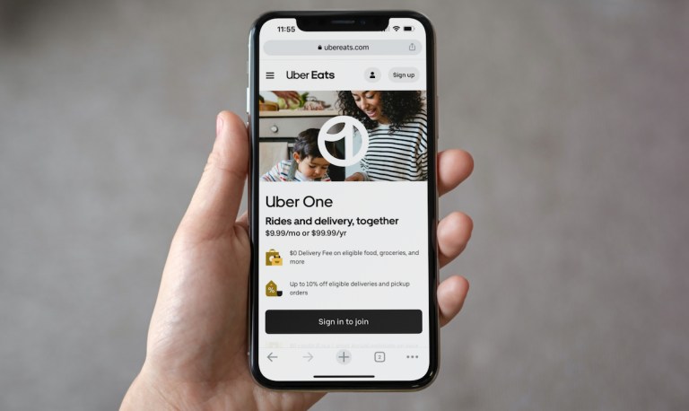 I Tested the Best Food Delivery Service Apps... Here's the Clear Winner