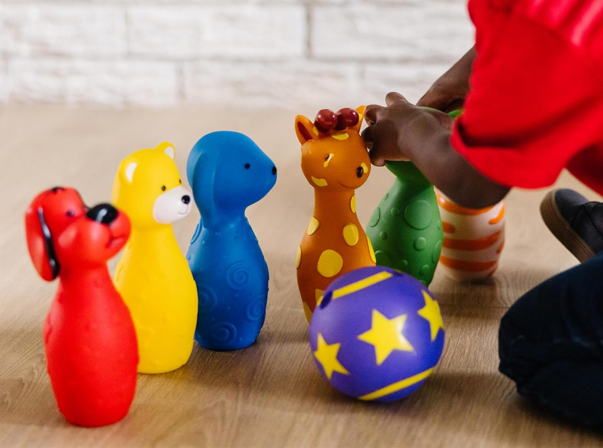 OVER 30 Fun Activities For Kids To Do in 2025 (Many are FREE!)