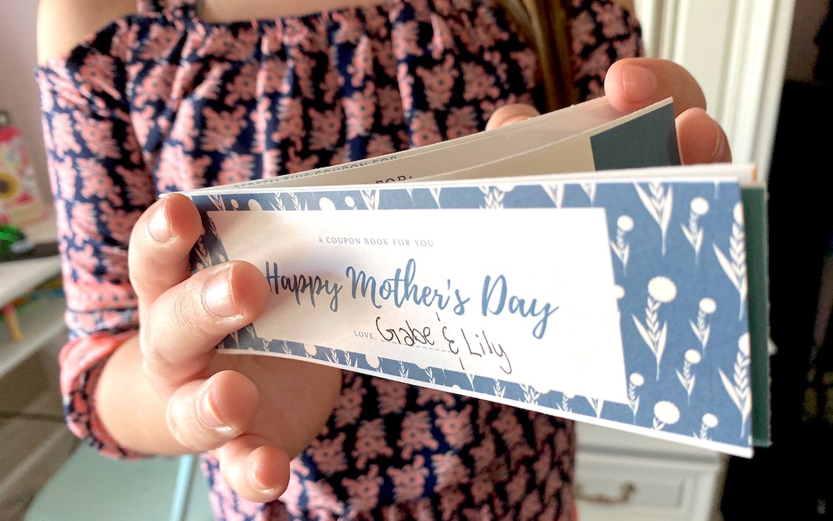 Print A FREE Coupon Book For Mom | Easy Mother's Day Gift Idea