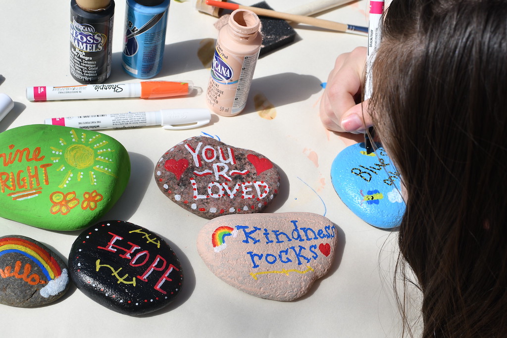 DIY Kindness Rocks - Fun Craft Project for Kids | Hip2Save