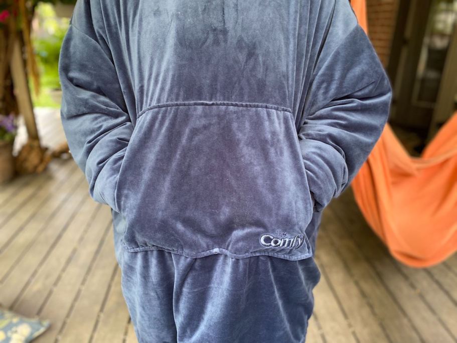 Best Wearable Blankets for Adults - Fits All Sizes! | Hip2Save