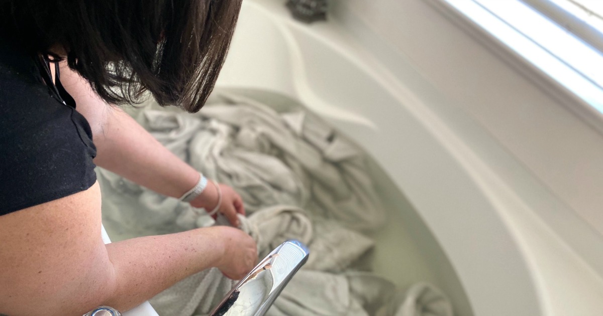 How to Strip Laundry (+ Try Our Frugal Laundry Stripping Recipe!)