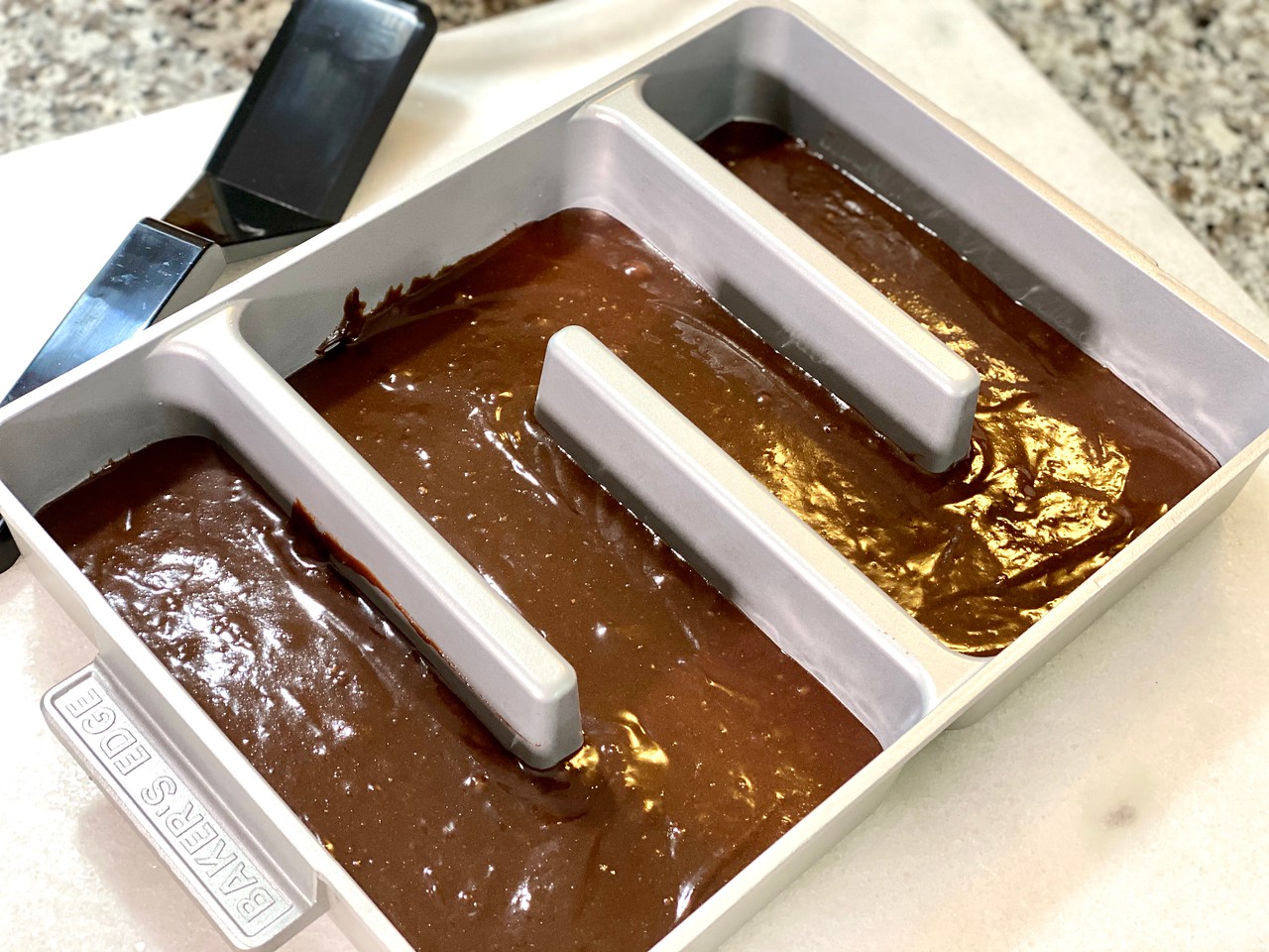 This Edge Brownie Pan is Perfect for Customized Edge Pieces | Hip2Save