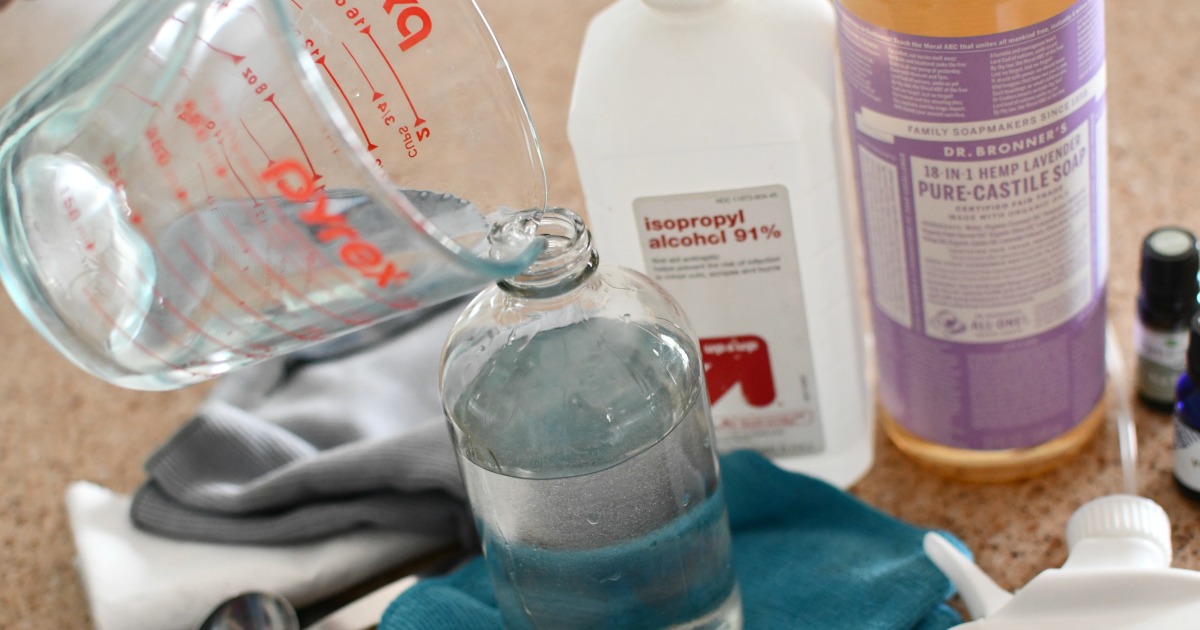 Easy DIY Granite Countertop Cleaner Spray | Works on Quartz, Too!