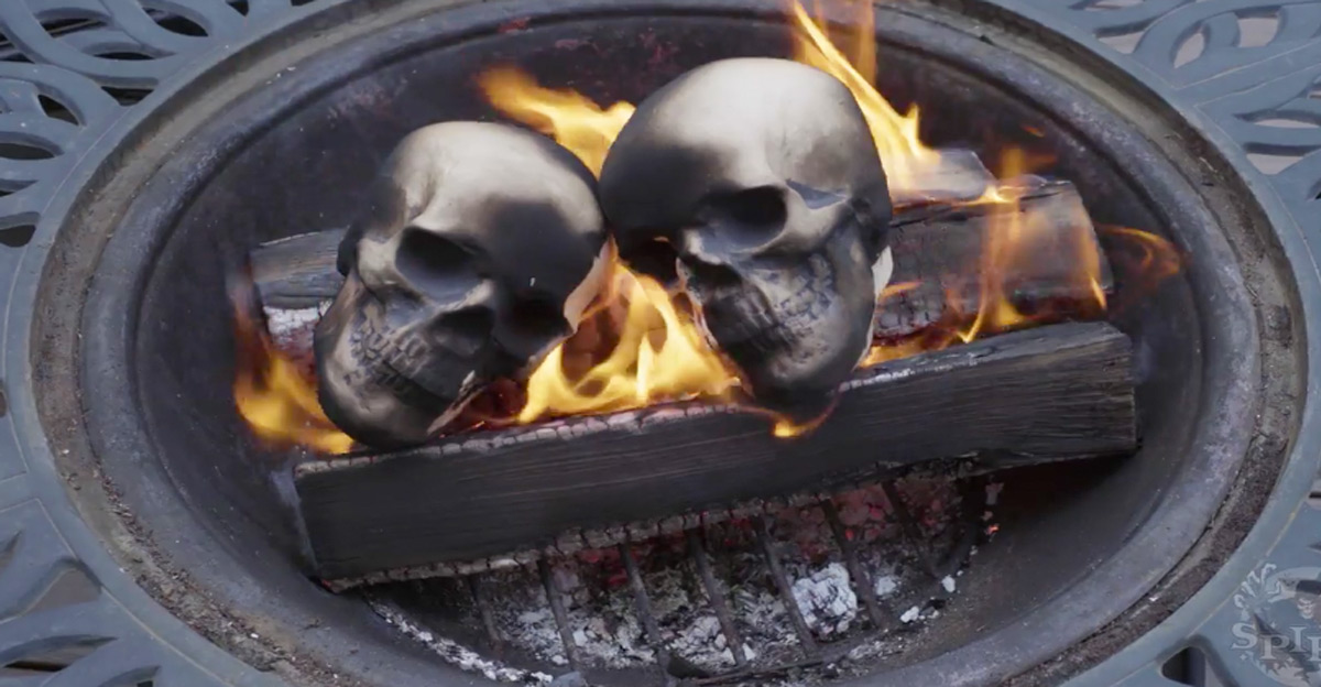These Skull Fire Logs Will Give You the Most Terrifying Fire for Halloween