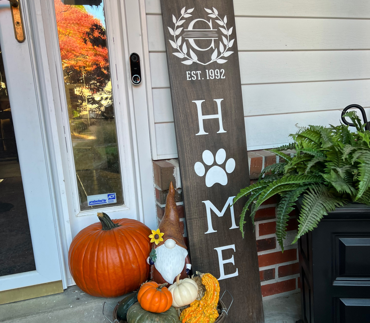 This Reader Makes Her Own DIY Wooden Porch Signs for Cheap | Hip2Save
