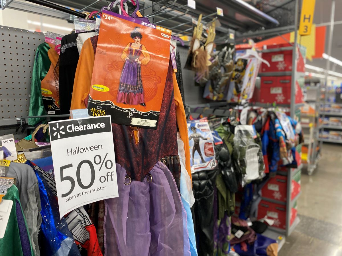 GO! 50% Off Halloween Candy, Costumes & Decor at Walmart