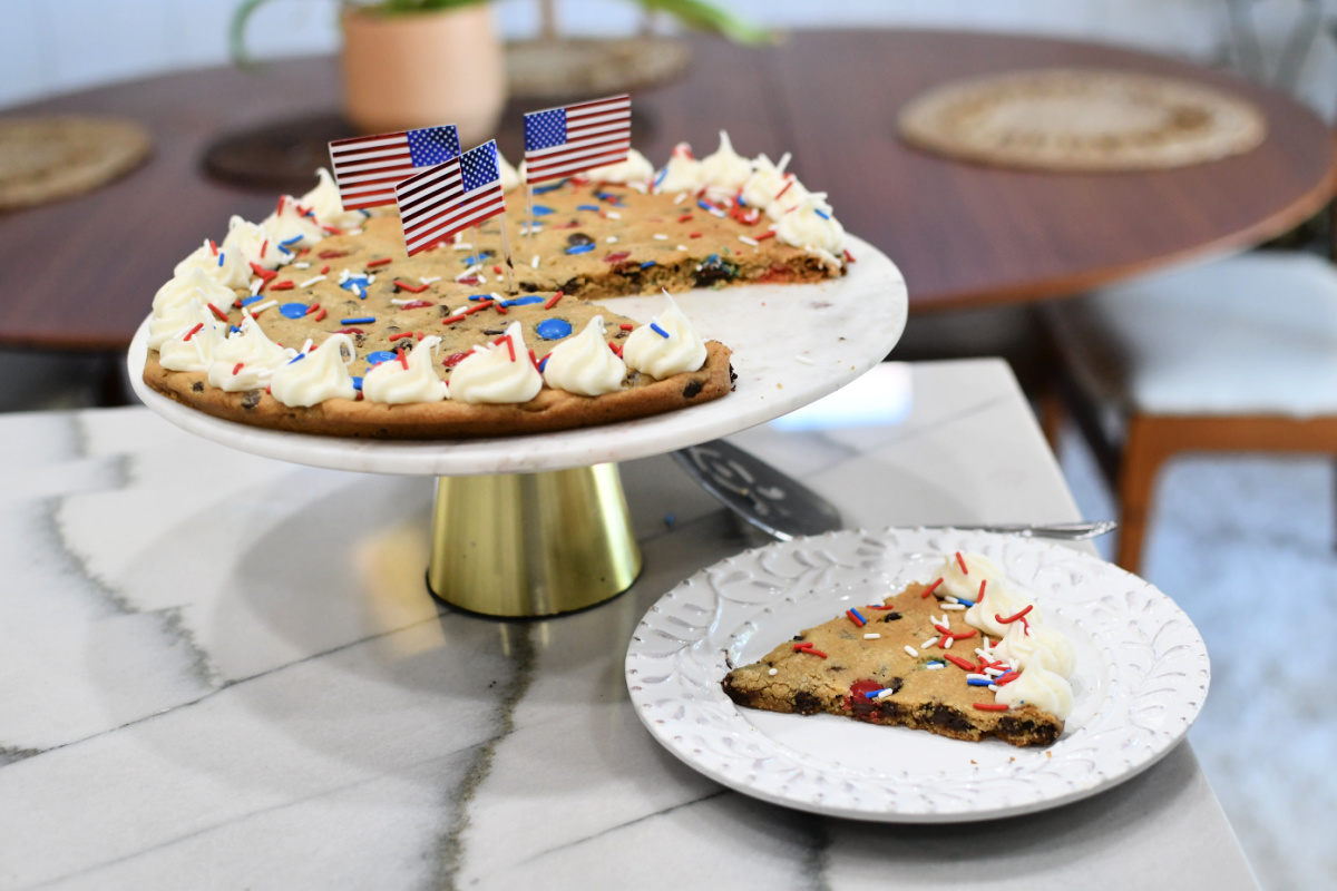 Bake a Giant Chocolate Chip Cookie Cake Using Pre-made Dough!