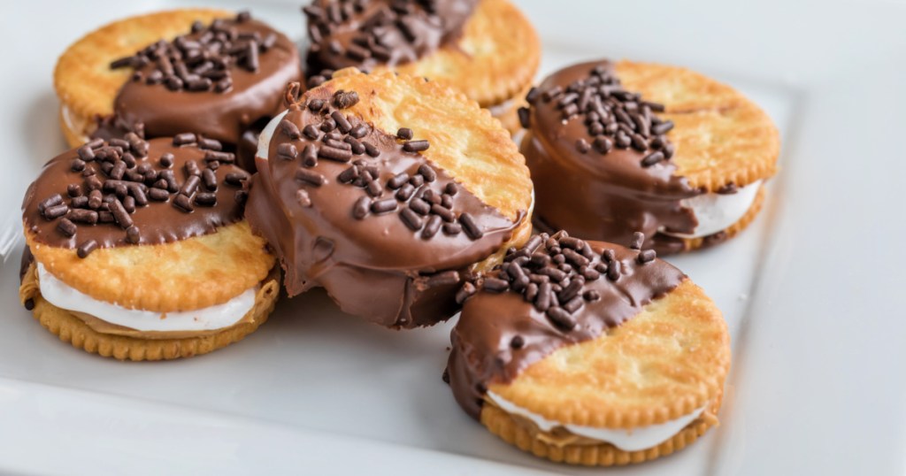 Ultimate Fluffernutter Ritz Cracker Sandwich Recipe | Hip2Save