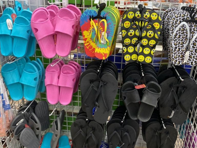 New Summer Fun Items Available at Dollar Tree (Score $1 Flip Flops ...