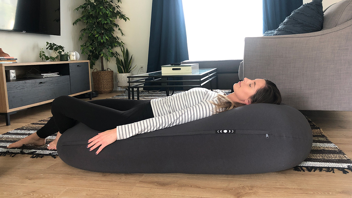 We Tried the Moon Pod & Here's Why This Bean Bag Chair is the Best!