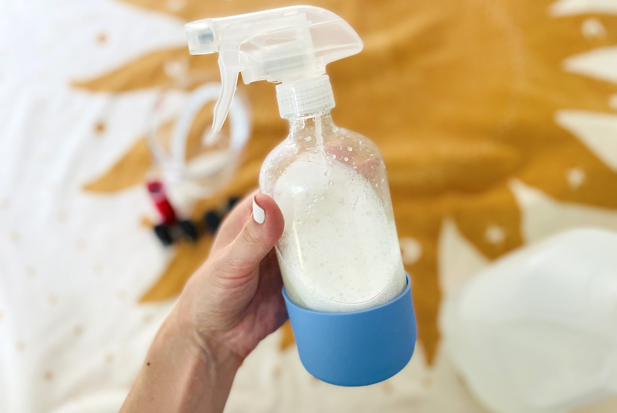 Easy Homemade Bug Spray That Actually Works! | Hip2Save