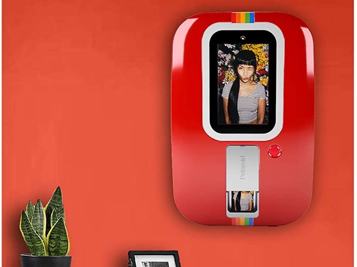 Get Your Own At-Home Polaroid Photo Booth (Old-School Fun for Parties ...