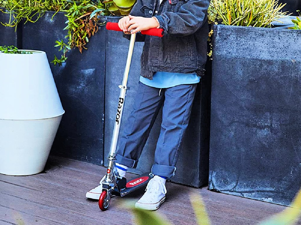 Razor Kick Scooter Just $20.55 on Walmart.com (Regularly $40)