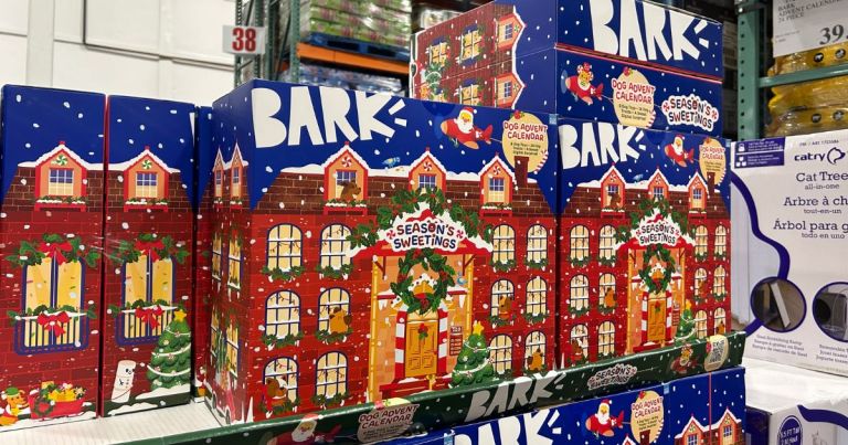 Costco Bark Advent Calendar for Dogs | Includes Eight Toys, 16 Treats ...