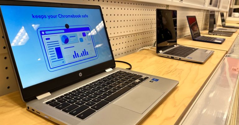 HP Windows Laptop Just $299 Shipped on Walmart.com (Reg. $499) | Hip2Save