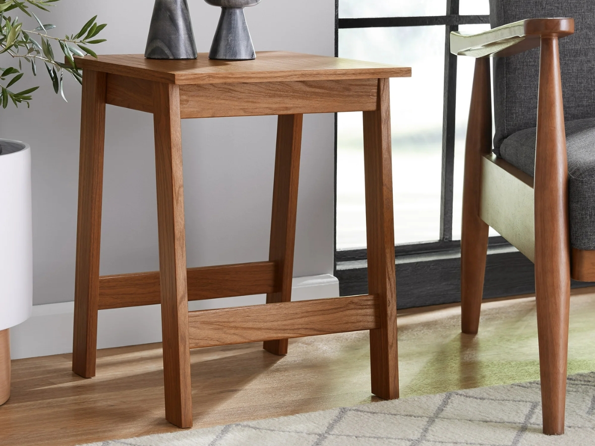 Mainstays End Table Only $12.48 on Walmart.com | Hip2Save