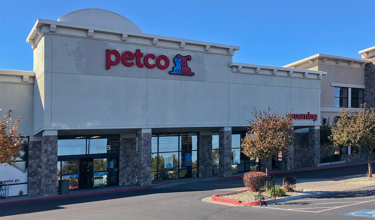 40% Off Petco Dog Leash, Collar, or Harness (Just Bring in Old Ones to Recycle!) | Hip2Save
