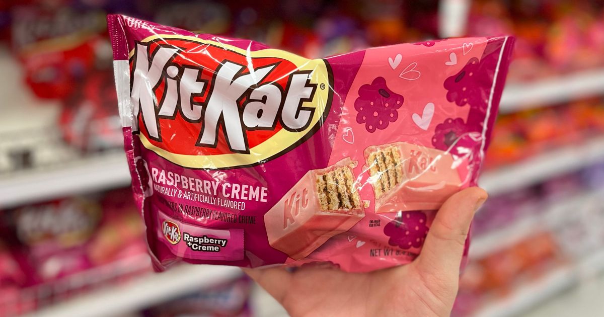 New KIT KAT Flavors | Valentine's Raspberry Creme Bars Now Available ...